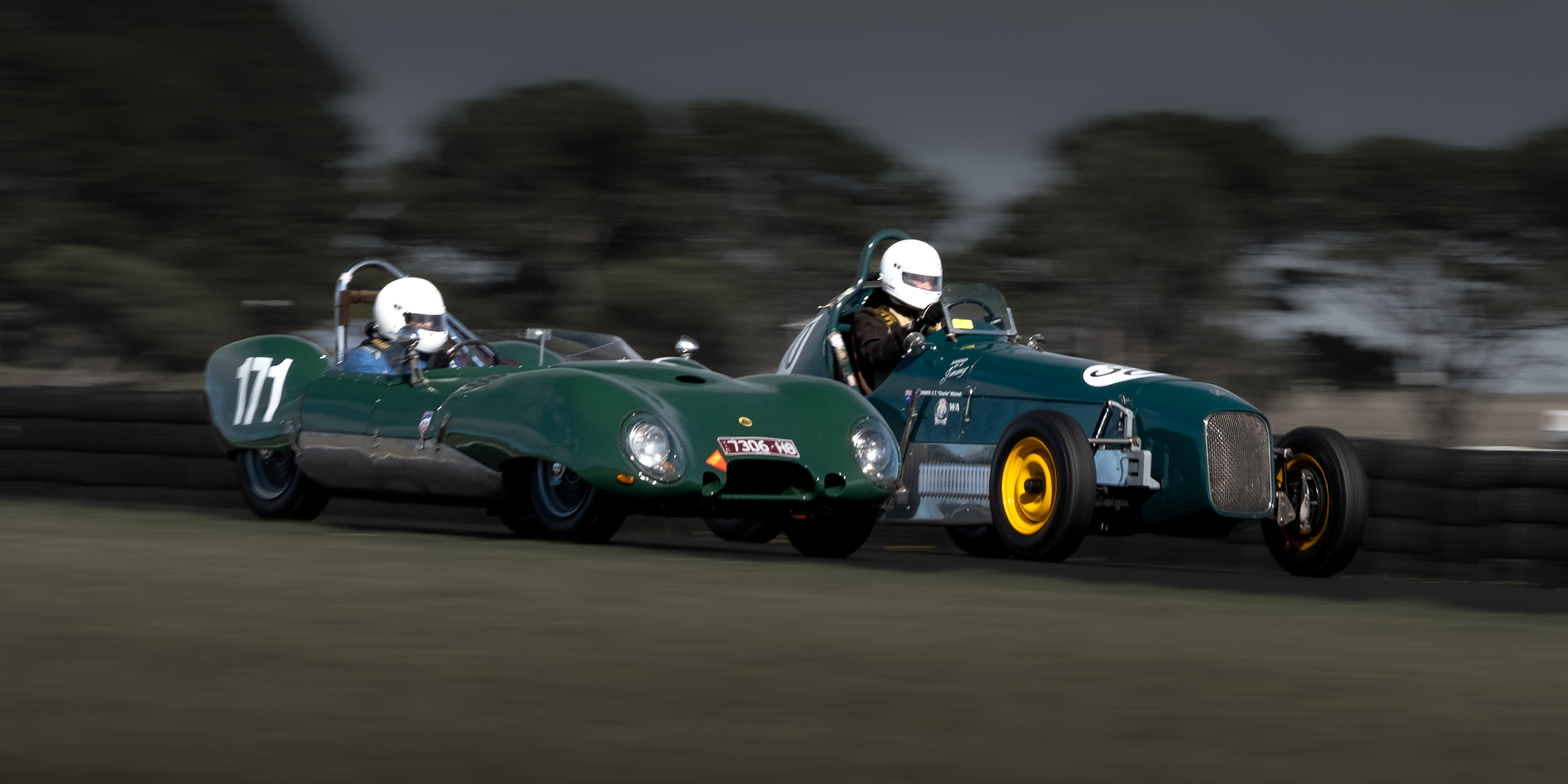 Contact Us - Vichen Photo